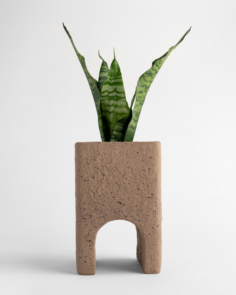 Pots & Planters - Chelsea Chelsea